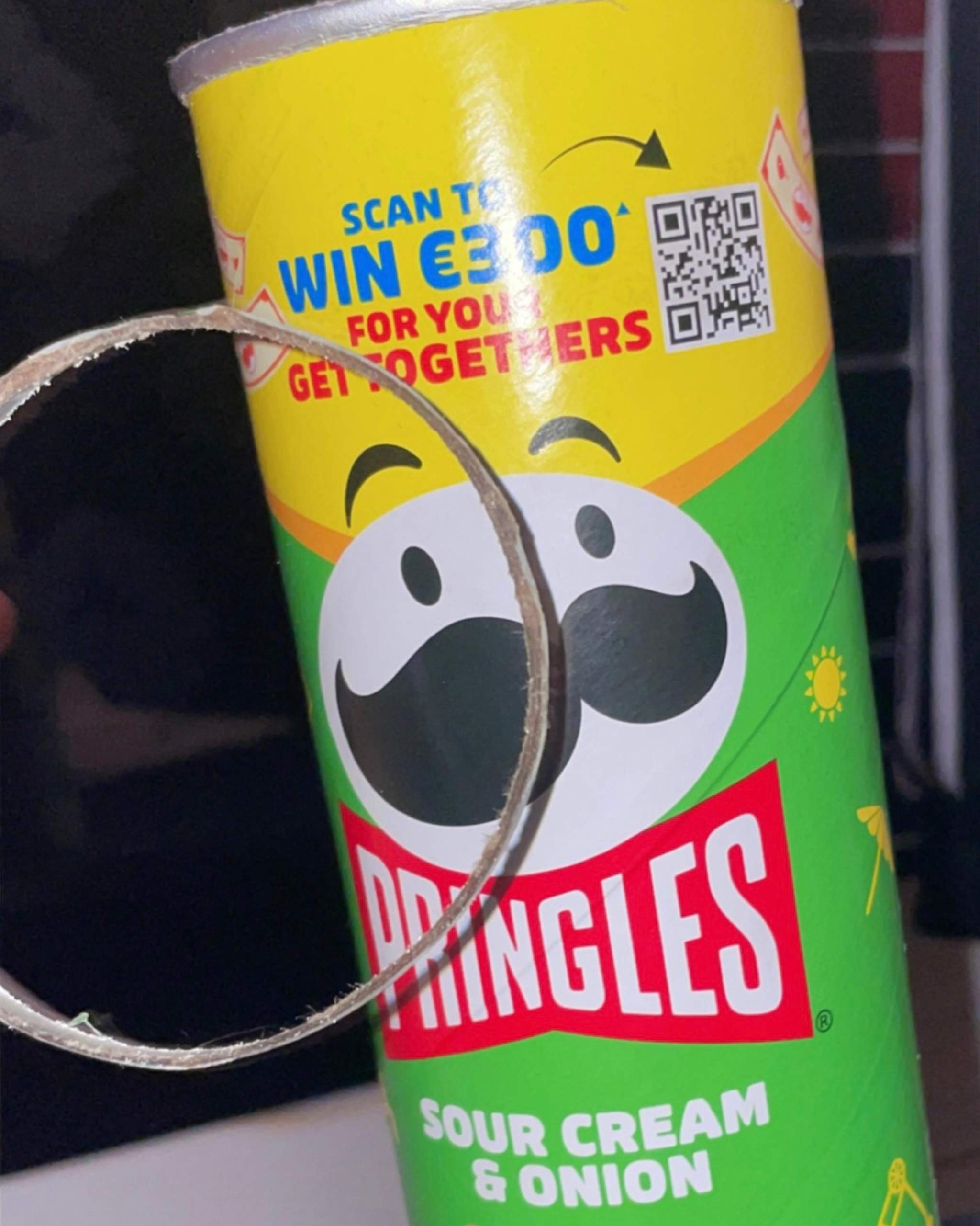 Seltsame Entdeckung bei ner Pringles Dose? (Shopping, Chips)
