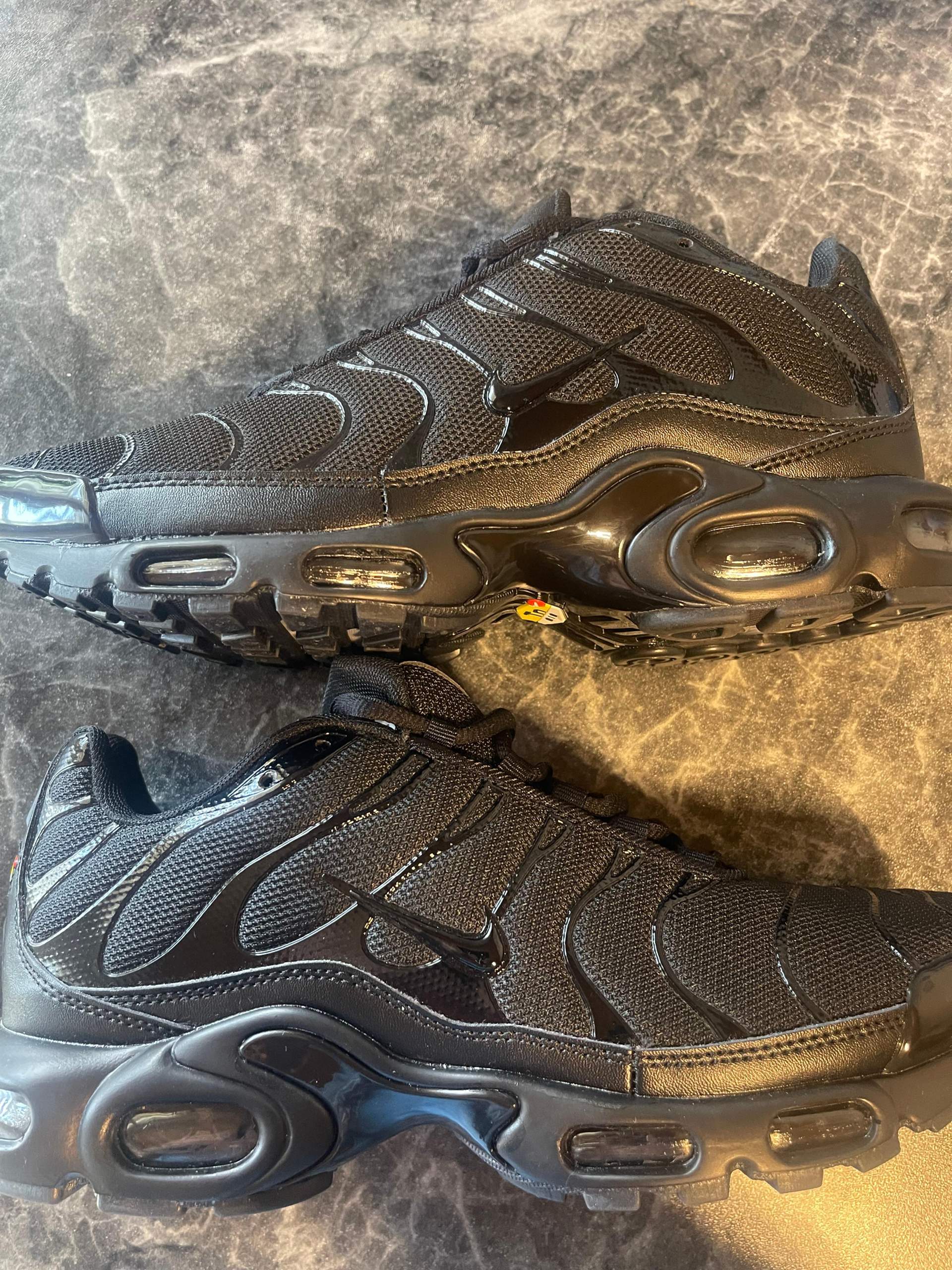Sind die Nike Tn echt oder fake? (Sneaker, Fälschung, Nike Air Max)