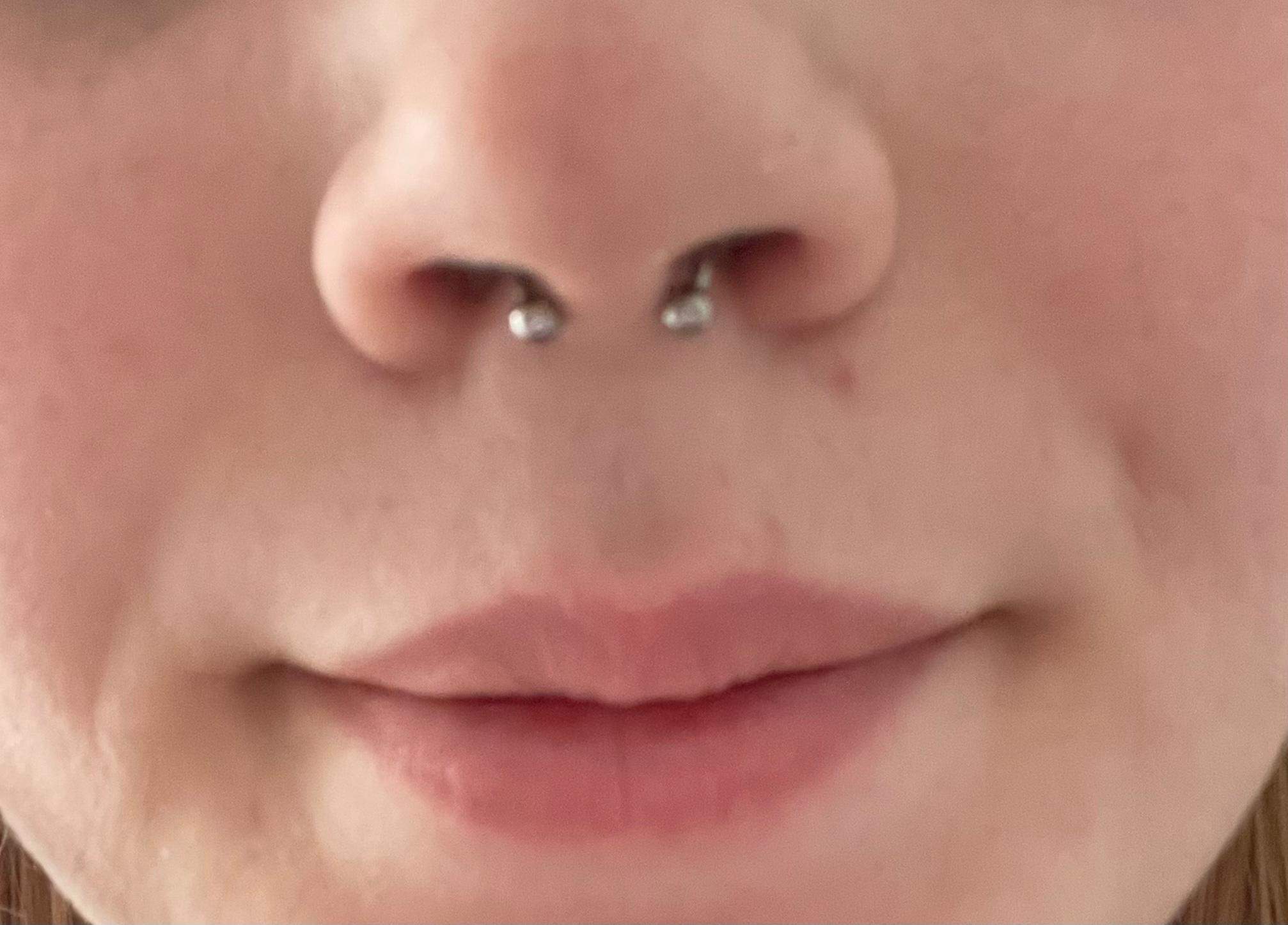 Sitzt mein Septum richtig? (Aussehen, Piercing, Nase)