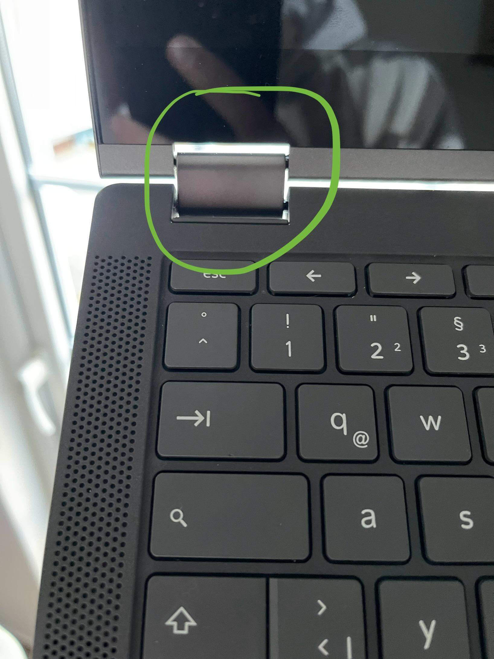 Spalt am Scharnier vom Laptop? (PC, Notebook, Bildschirm)