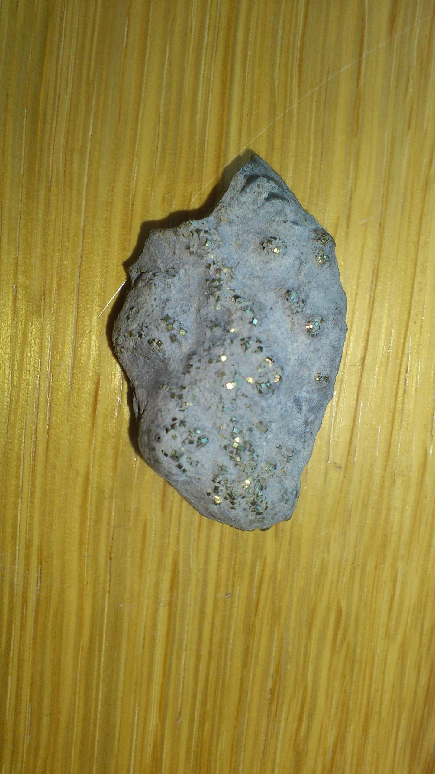 Glitzernden Stein Gefunden