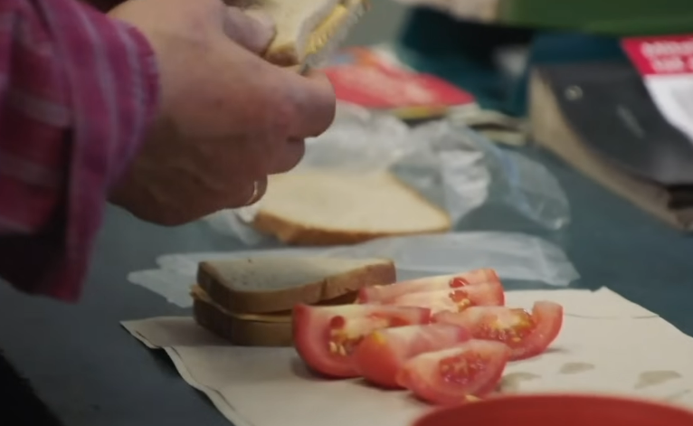 Stimmt das wirklich, dass man in der Türkei fast immer Tomaten zu allen ...