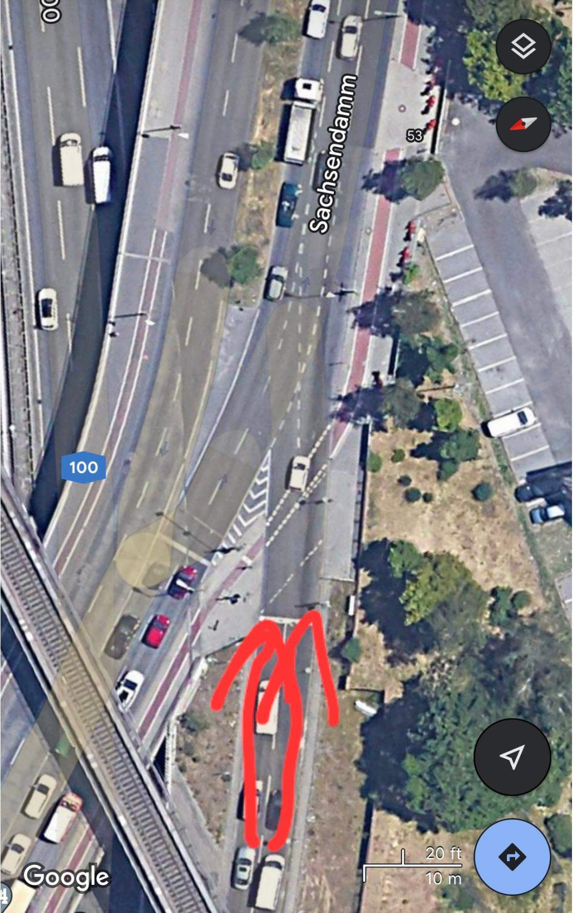 Streckenverlauf von zwei auf drei Spuren? (Auto, Führerschein, Verkehr)