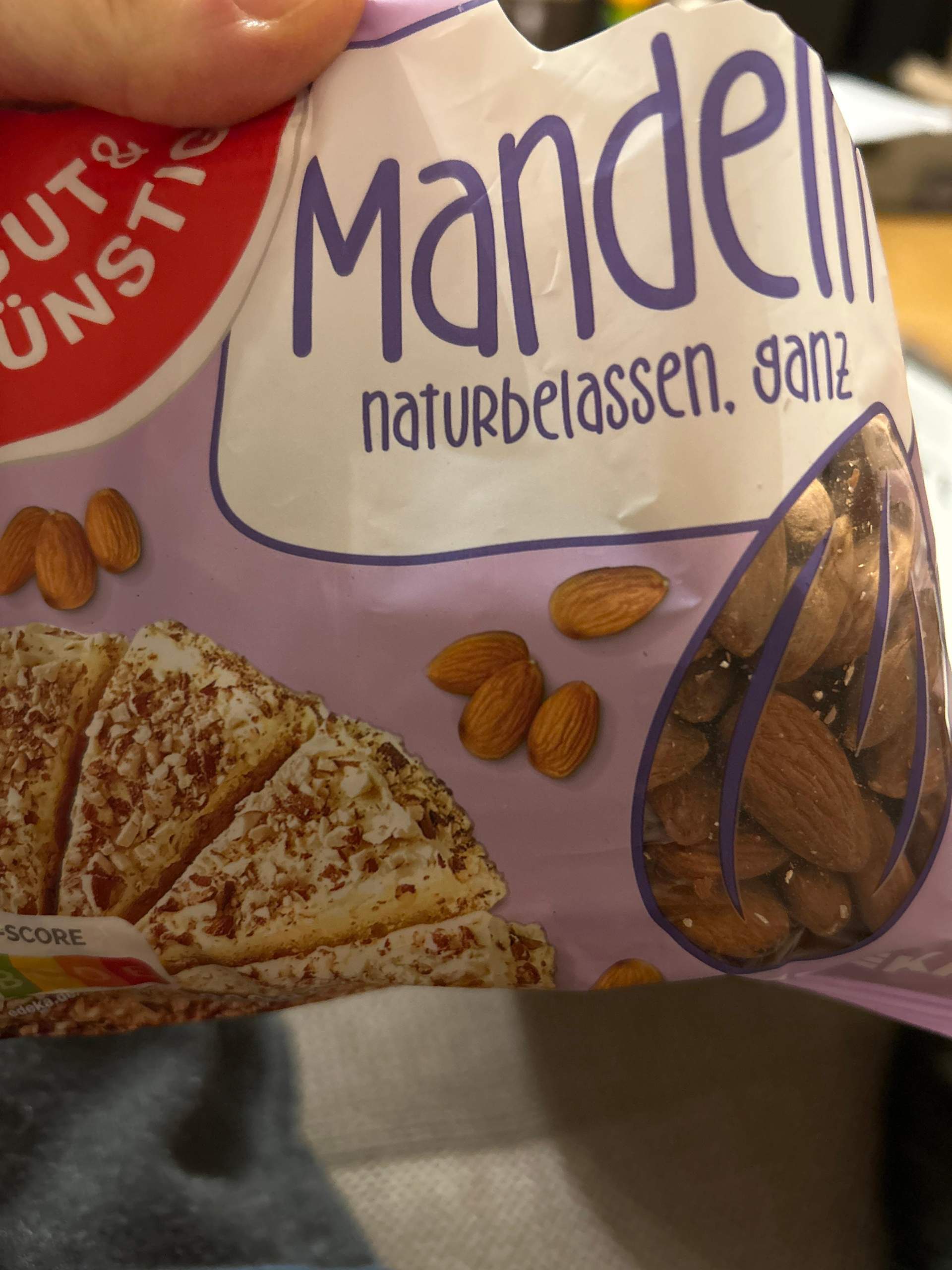 Süße Mandeln oder Bittermandeln? (gesunde Ernährung, EDEKA, Nüsse)