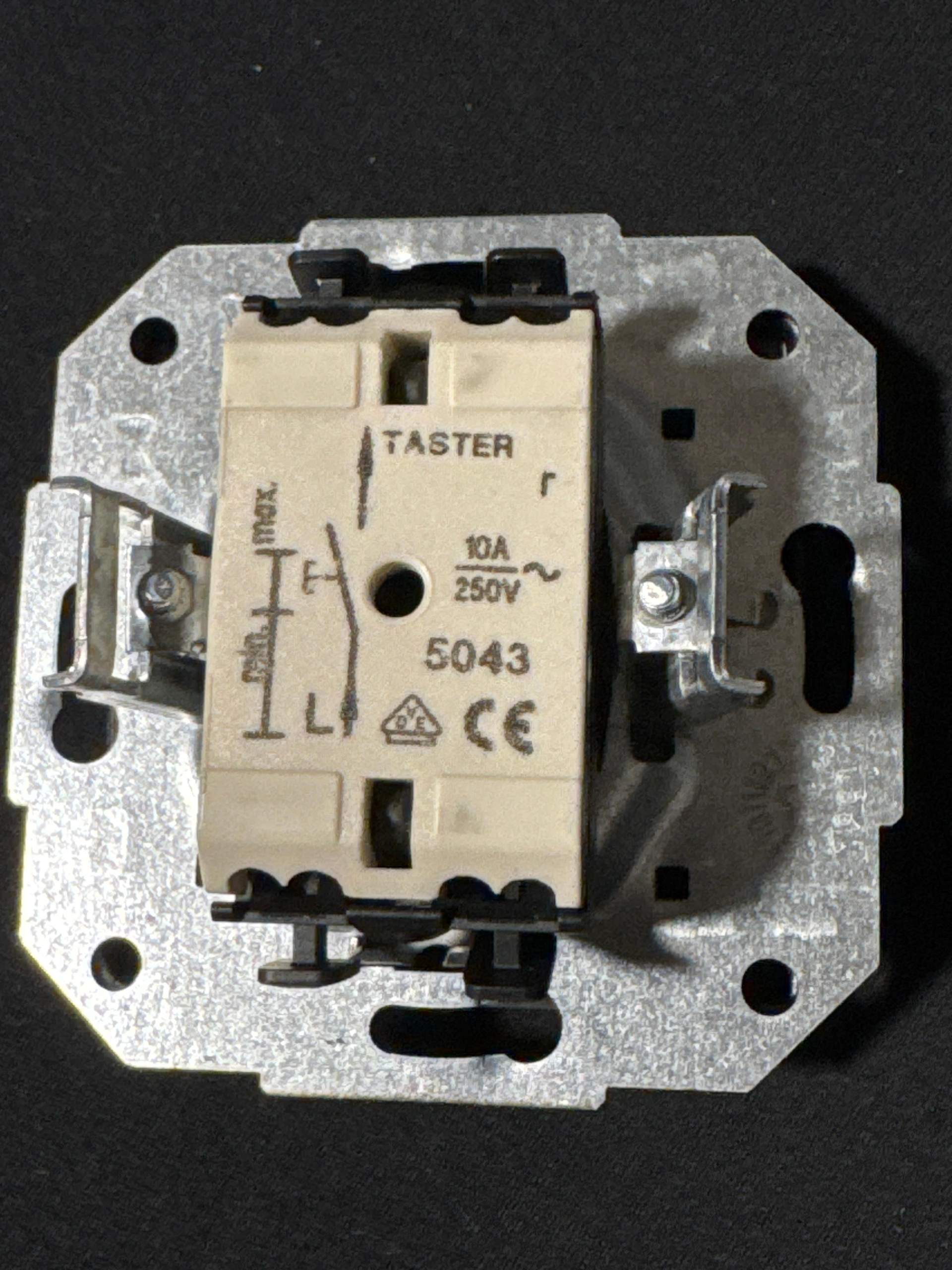 Taster zu Schalter umbauen durch Feder entfernen? (PC, Reparatur, Elektrik)