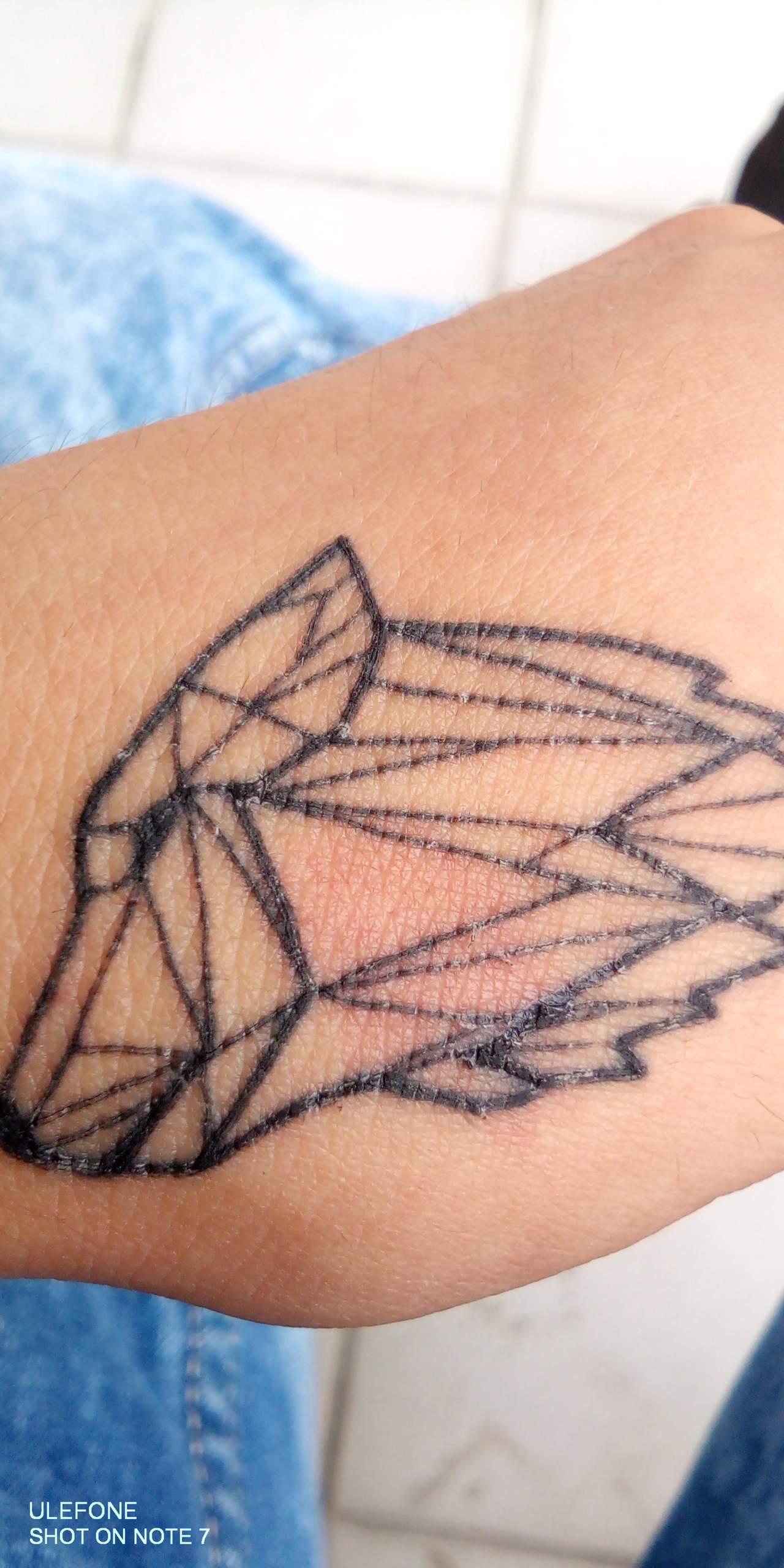 Tatto Pelt sich schon nach 3 tagen? (Tattoo, pflegen)