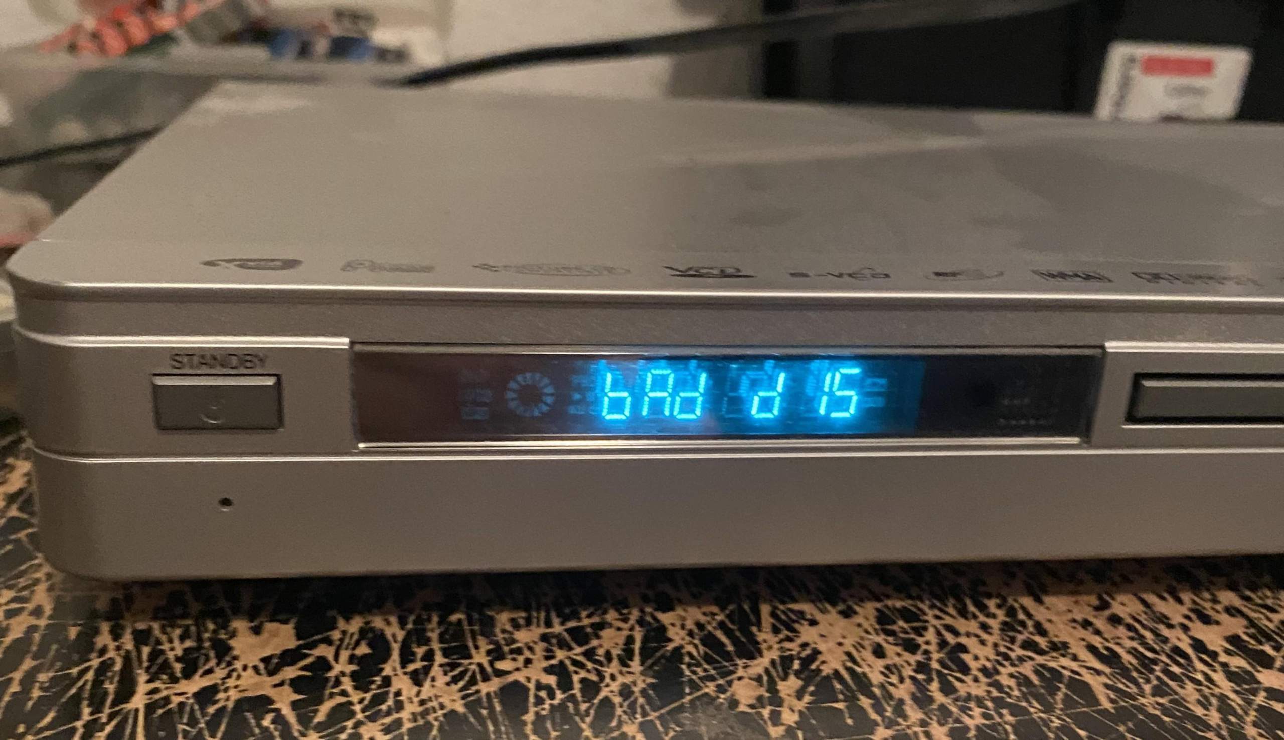 Tevion DVD 8000 - Fehlermeldung? (DVD-Player)
