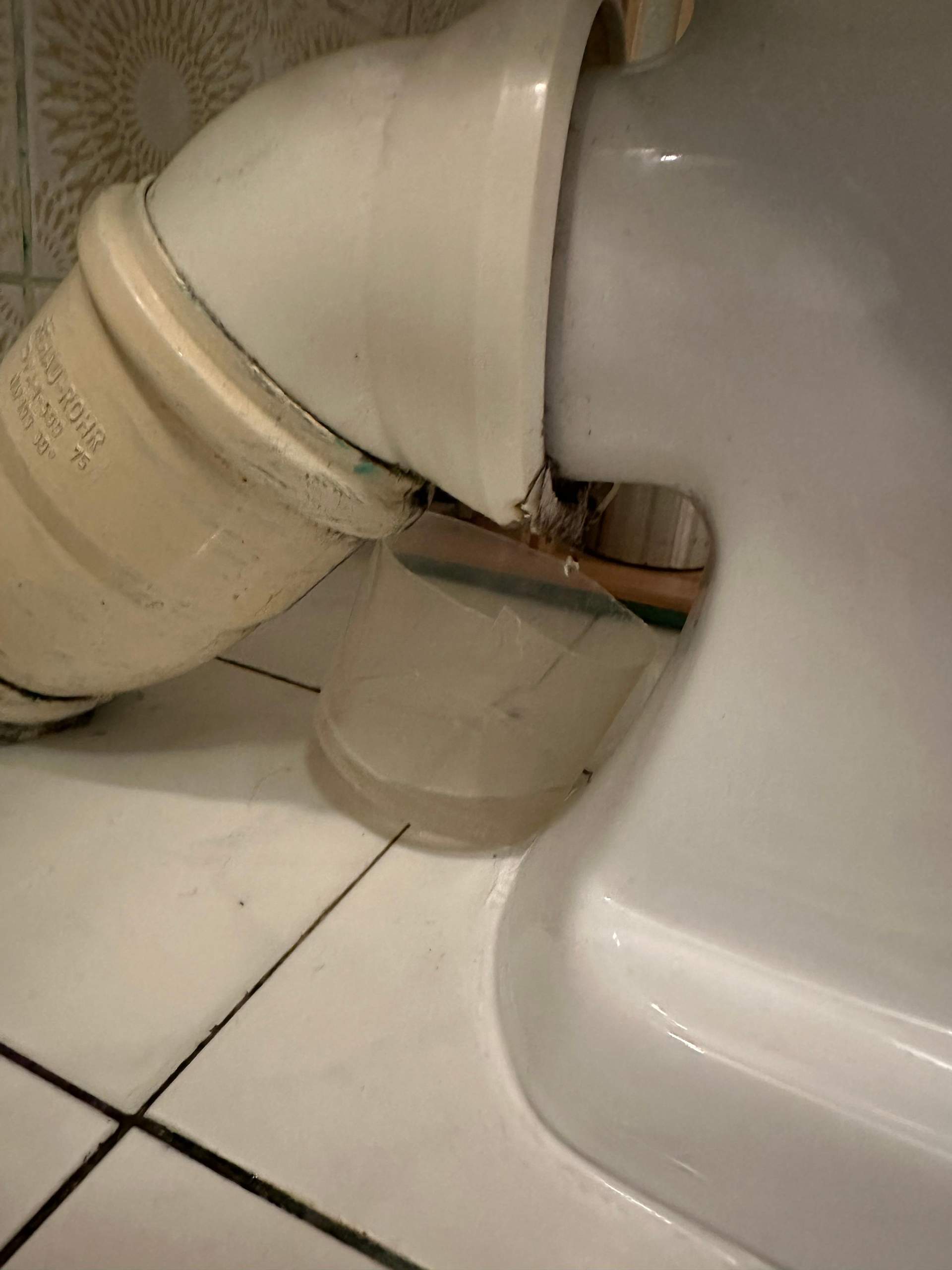 Toilette Ist Undicht