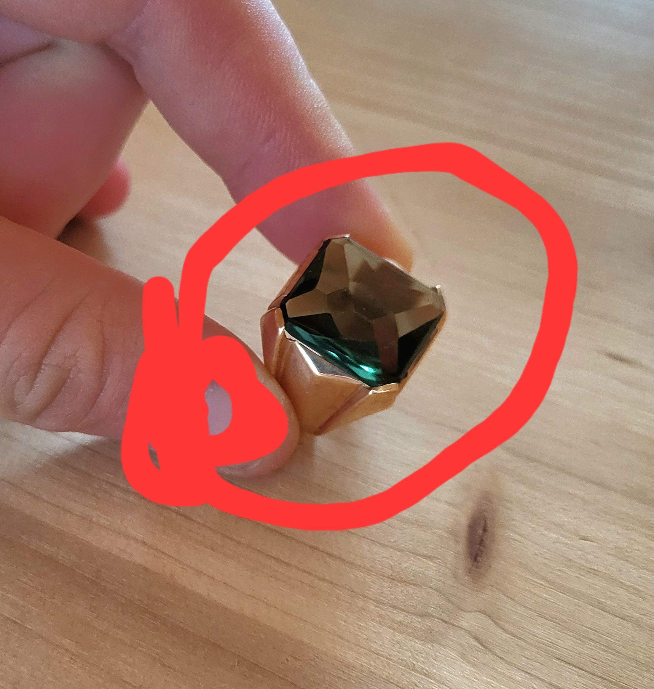 Um welchen Edelstein handelt es sich? (Attraktivität, Schönheit, Schmuck)