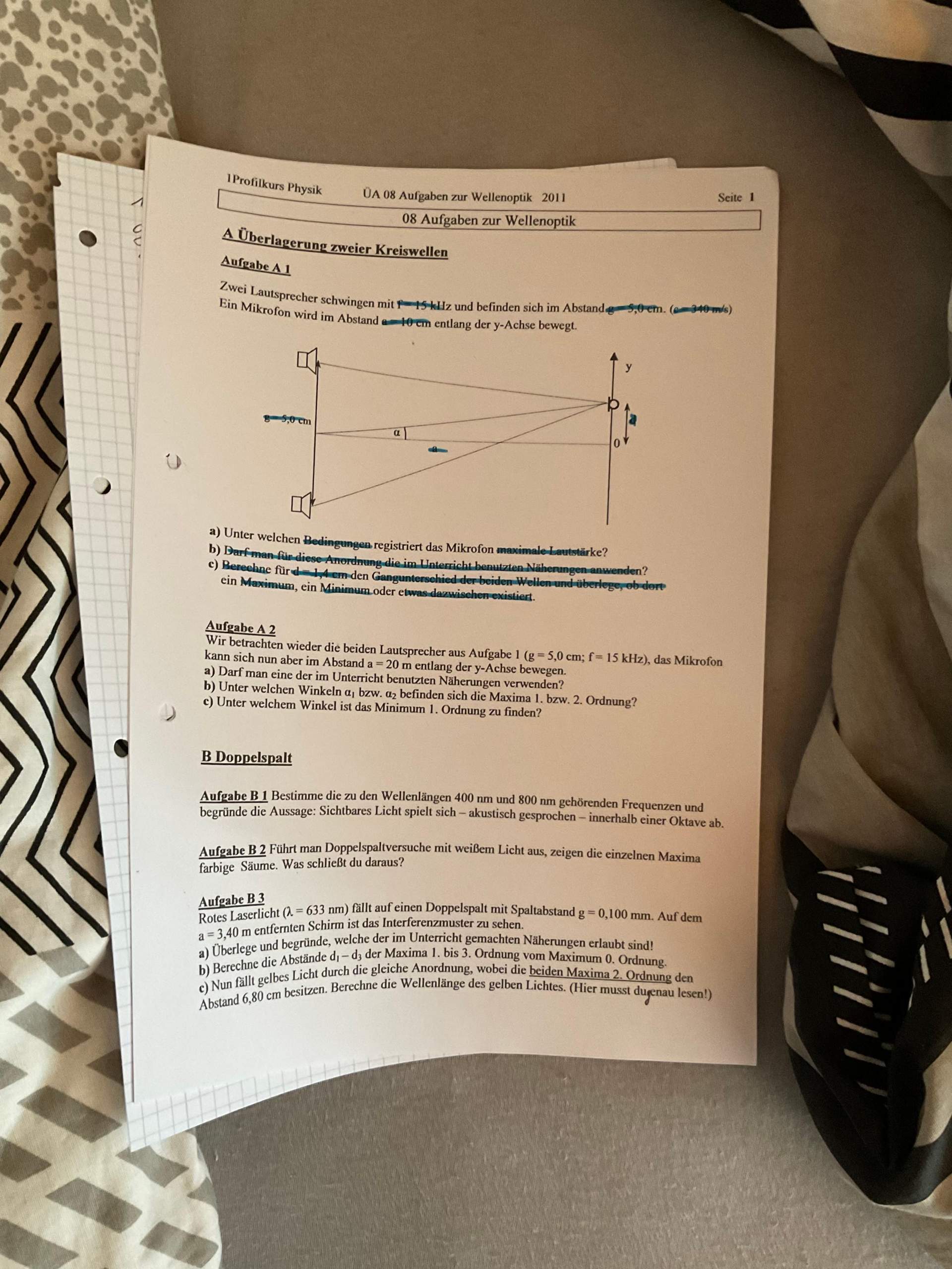 Unter welchen Winkeln Alpha1 bzw 2 befinden sich die Maxima 1. bzw. 2 ...