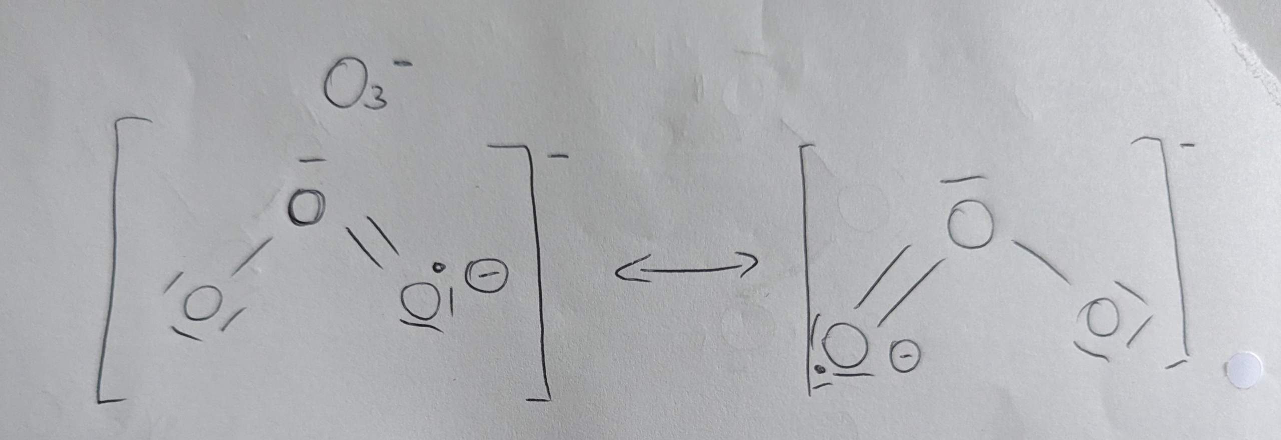 Valenstrich-Formel O3^-? (Atom, Moleküle, Elektronen)