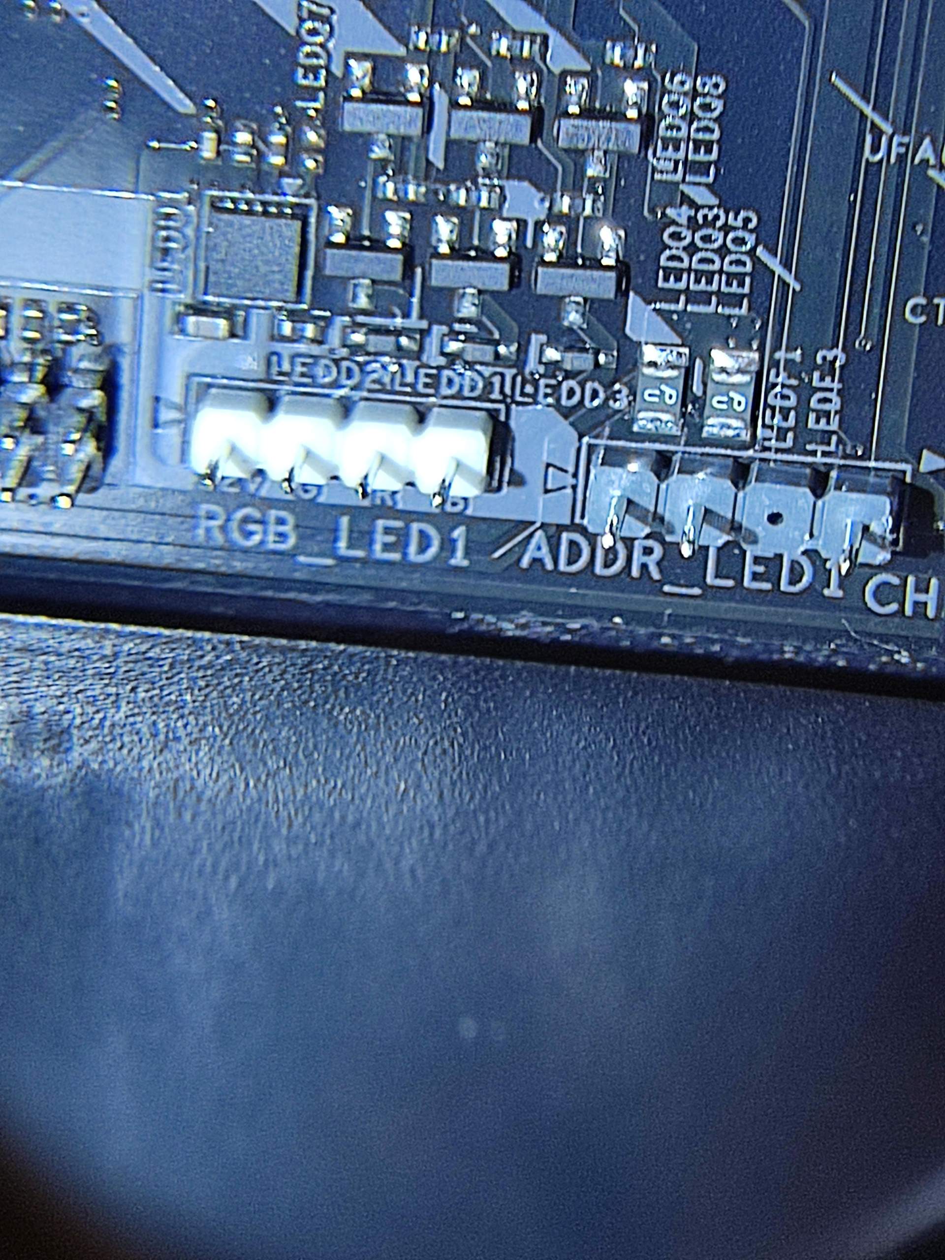 VDG Kabel vom Gehäuse an ein ASrock B550? (Gaming PC, Mainboard, AMD)