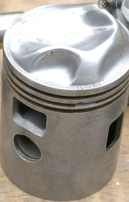 Verbrennungsmotor Kolben? (Computer, Schule, Technik)