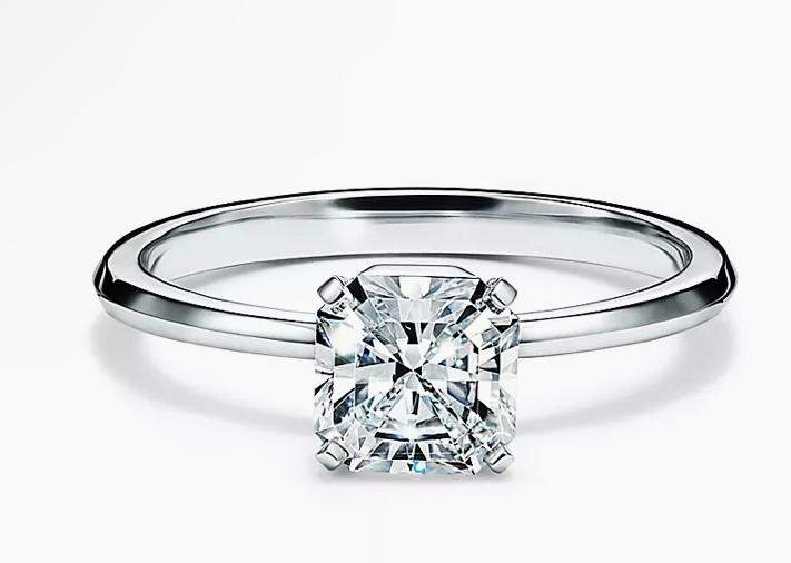 Verlobungsring Diamant Rund oder Eckig? (Ring)