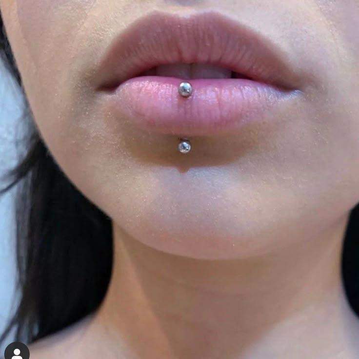 Vertical Labret oder normales Labret Piercing? (Aussehen, Schmuck, Piercer)