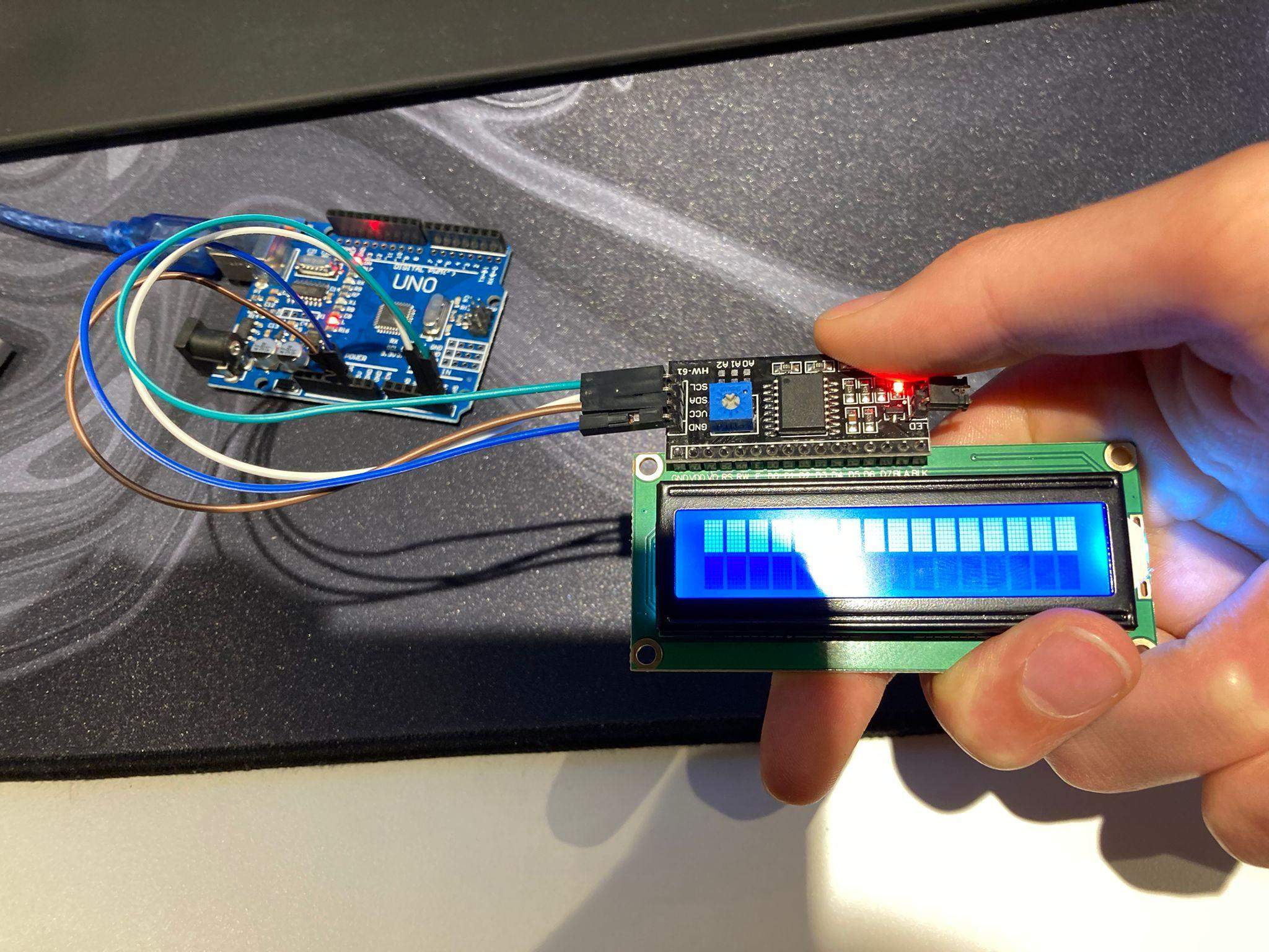 Warum funktioniert das Arduino Lcd Display nicht? (Arduino Uno, LCD-Display)