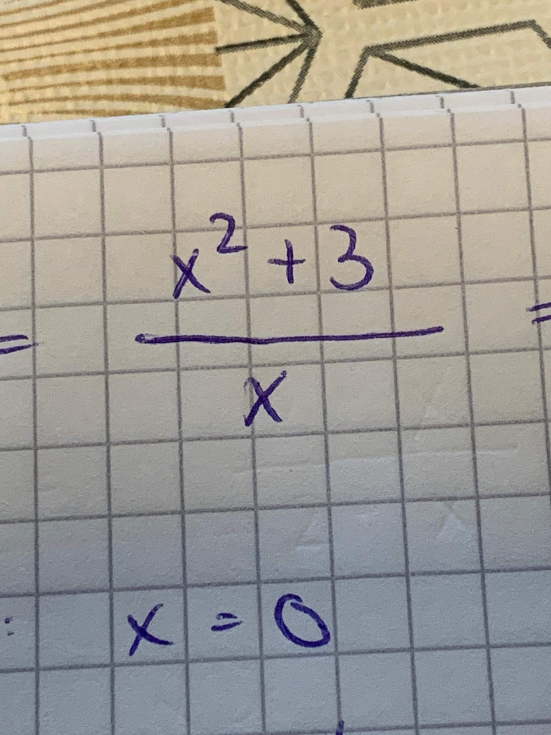 Warum ist hier die waagrechte Asymptote y=x? (Mathematik, gebrochen ... Warum ist hier die waagrechte Asymptote y=x? (Mathematik, gebrochen ...
