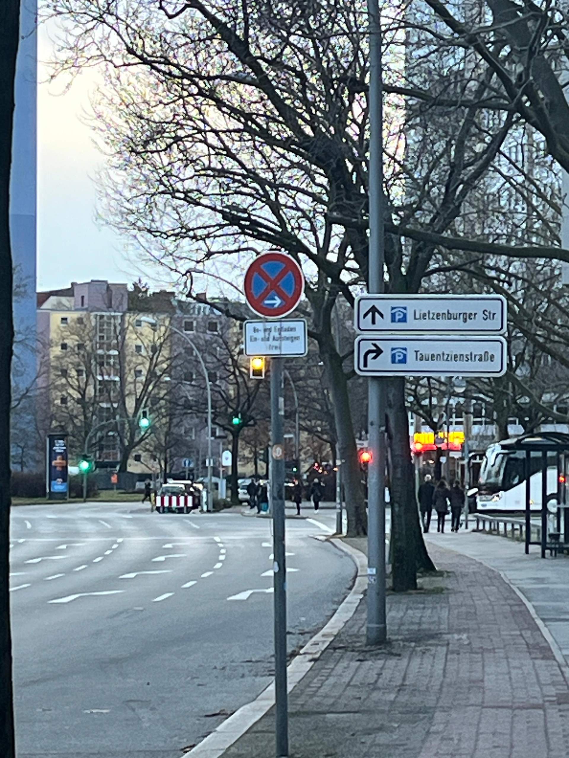 Was bedeutet das Schild? (Straßenverkehrsordnung, Verkehrsschild)