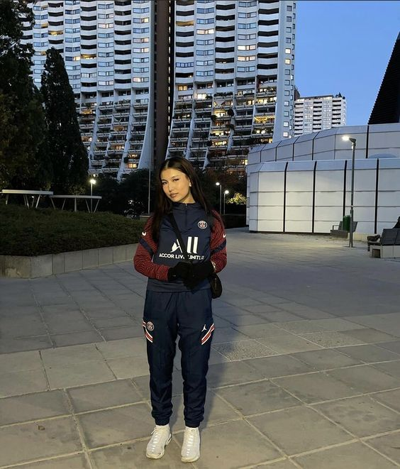 Was haltet ihr von Uk drip outfits bei Mädchen? (Frauen, Kleidung, Mode)