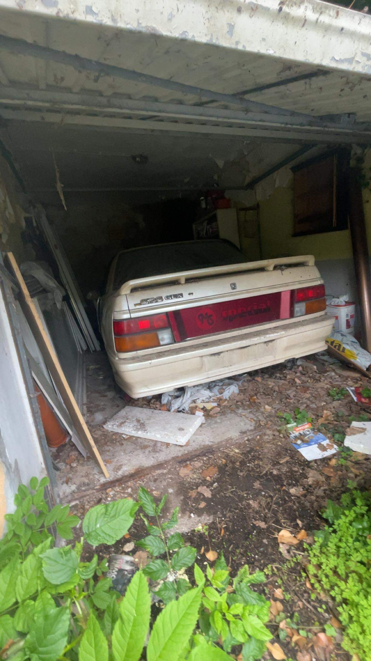 was ist das für ein auto und wie viel ist es heute circa wert? (Oldtimer)
