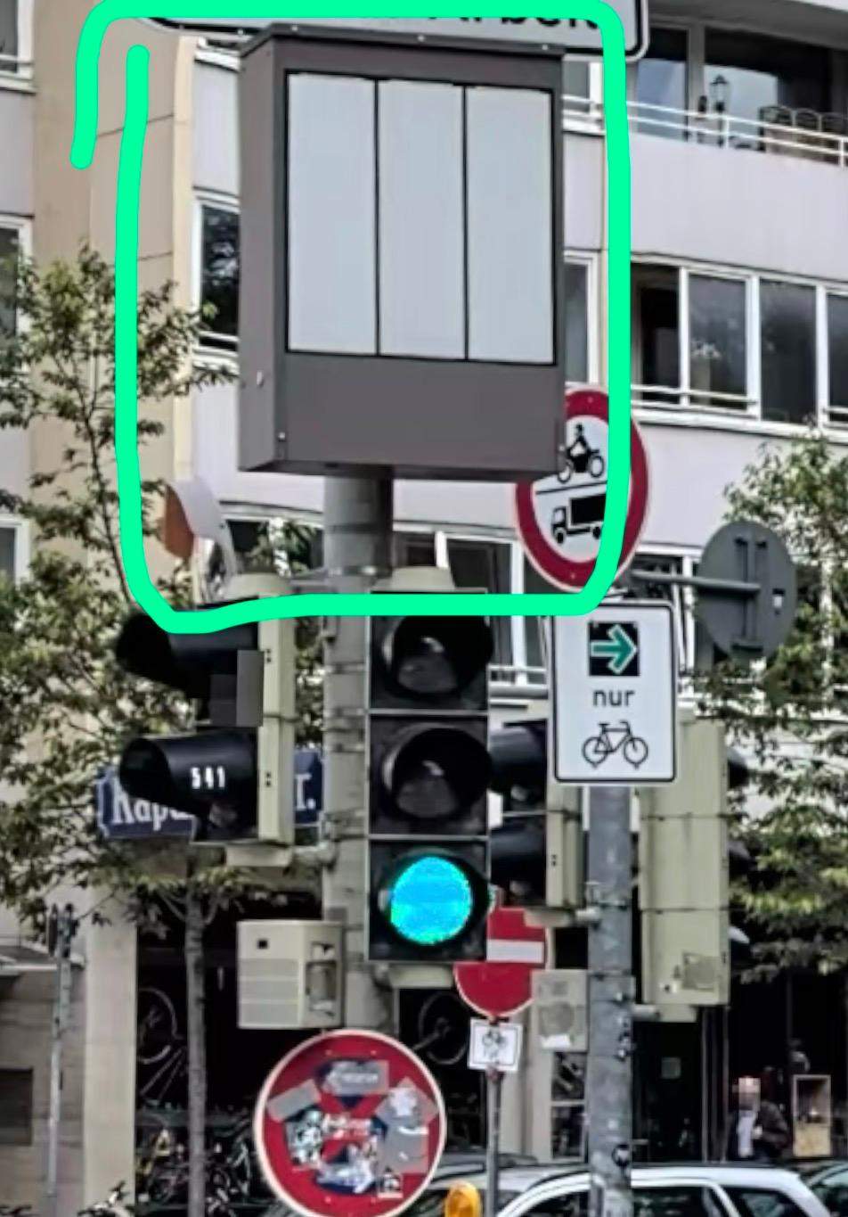 Was ist das für ein Kasten über der Ampel? (Verkehr, Straßenverkehr ...