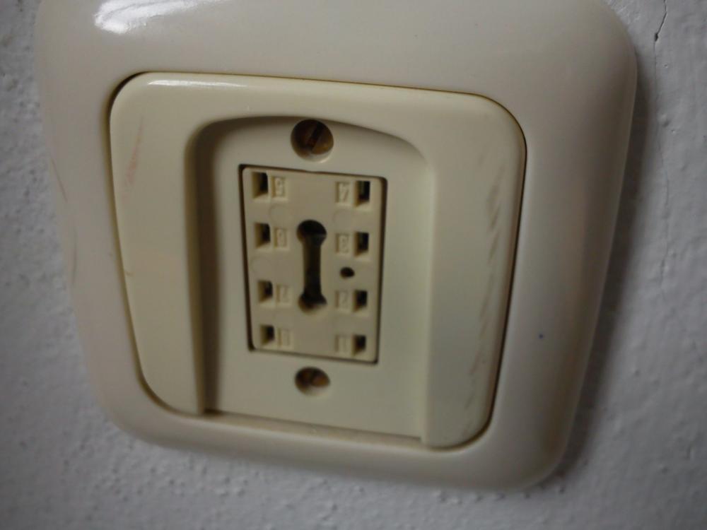 Was ist das für ein Stecker? [bild im anhang] (Technik, Elektronik, Strom)