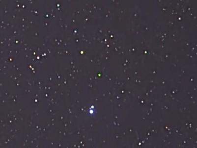 Was ist dieser Grüne Punkt? Komet? (Universum, Erde, Astronomie)