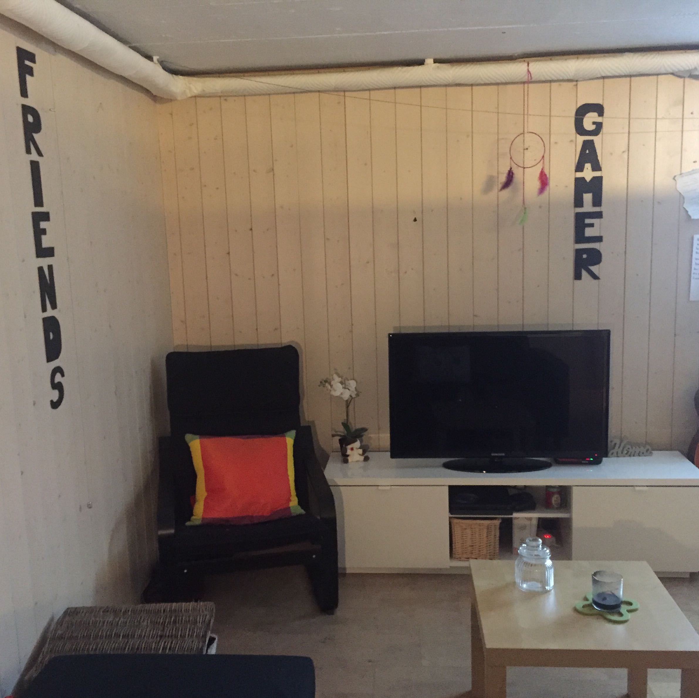 Was könnte ich machen habt ihr Deko Ideen für meine tv ecke? (Bilder ...