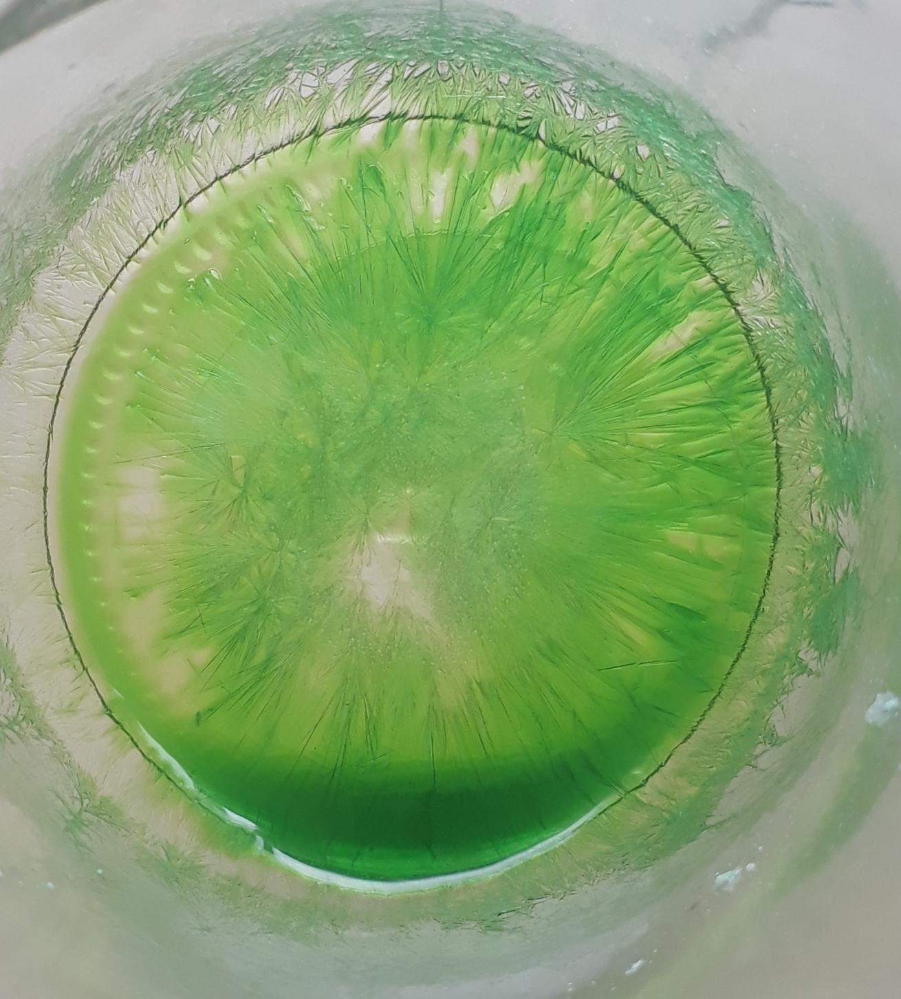 Was passiert mit CuSO4 und NaCl in Wasser? (Reaktion ...
