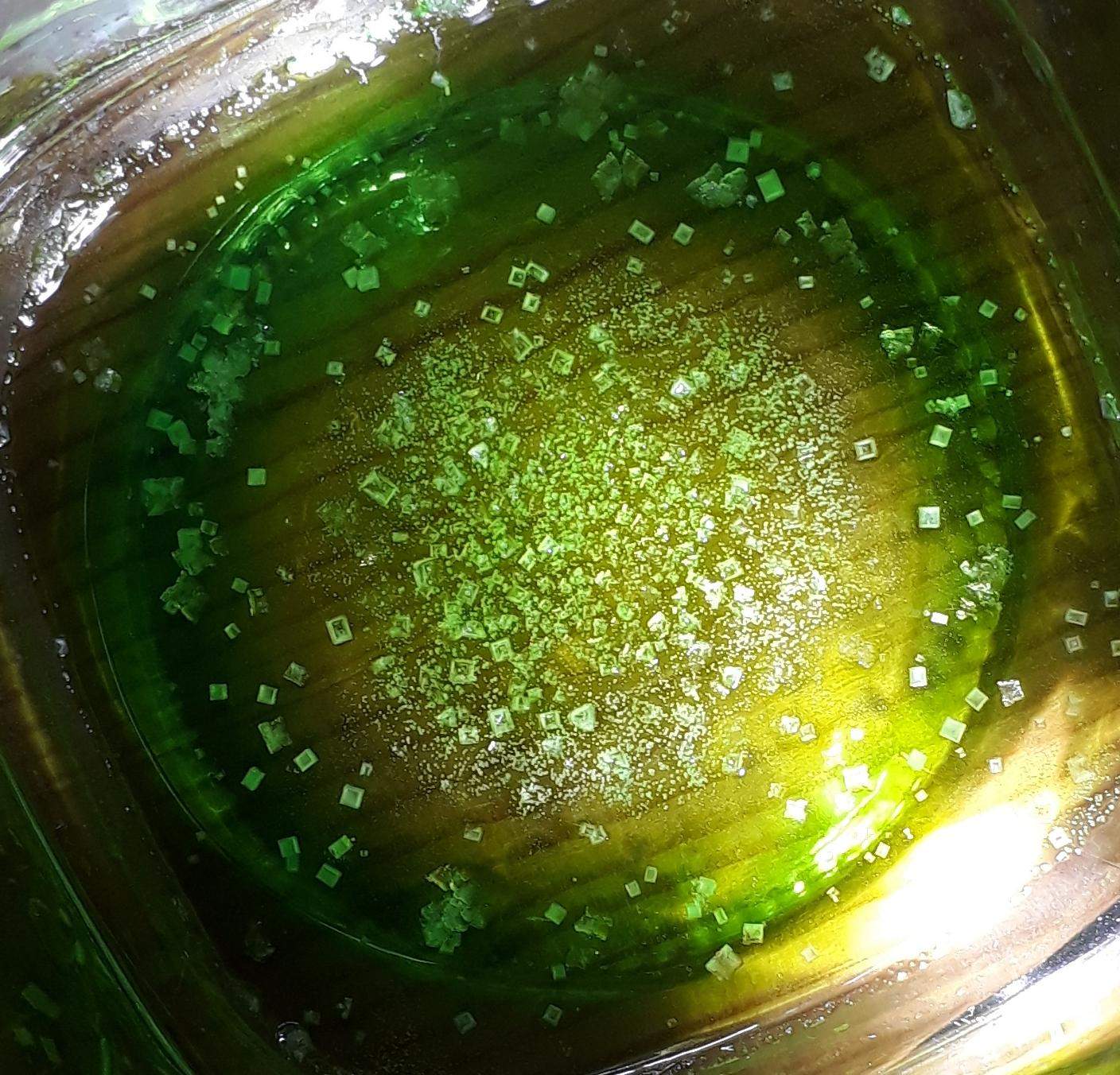 Was passiert mit CuSO4 und NaCl in Wasser? (Reaktion ...