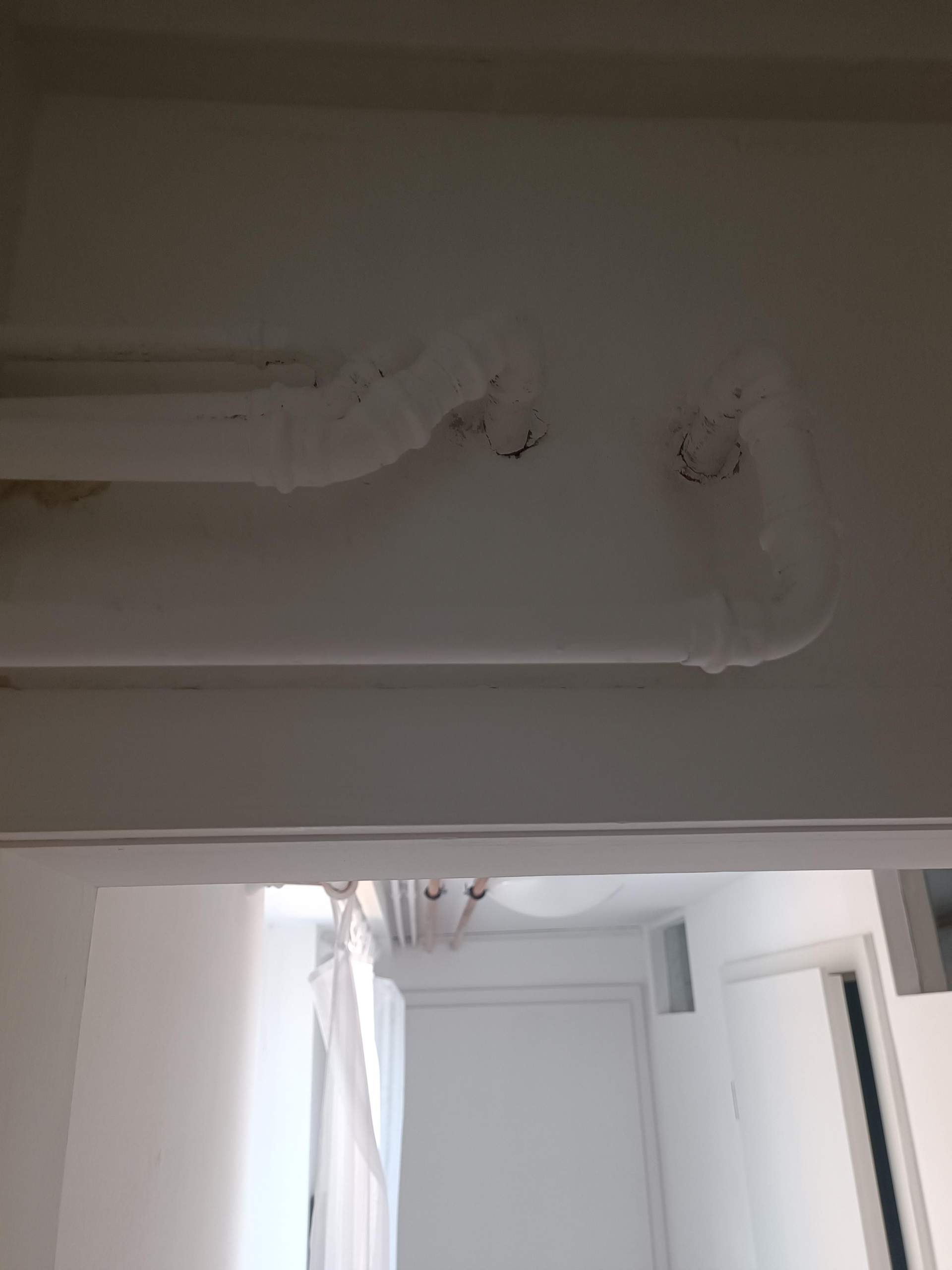 Tropfgeräusche In Der Wand