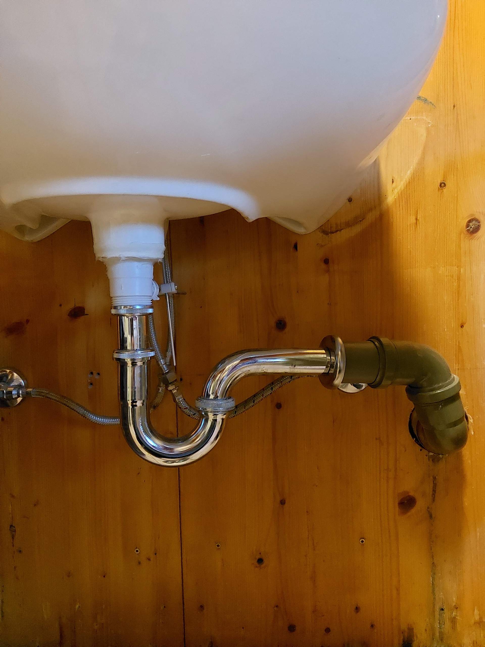 Waschbecken läuft schlecht ab? (Badezimmer)