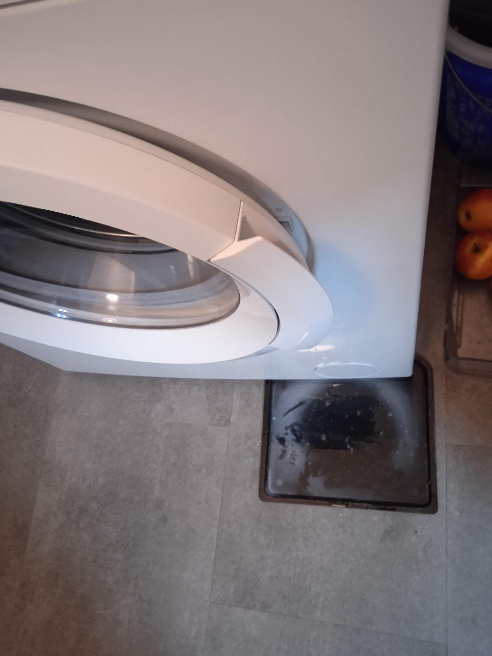 Miele Waschmaschine Wasser Lauft Aus Notuberlauf