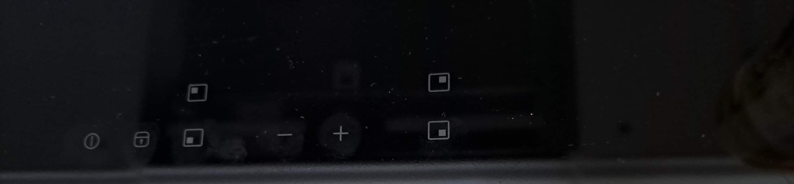 Weiß jemand wie man so ein herd bedient? (Küche)