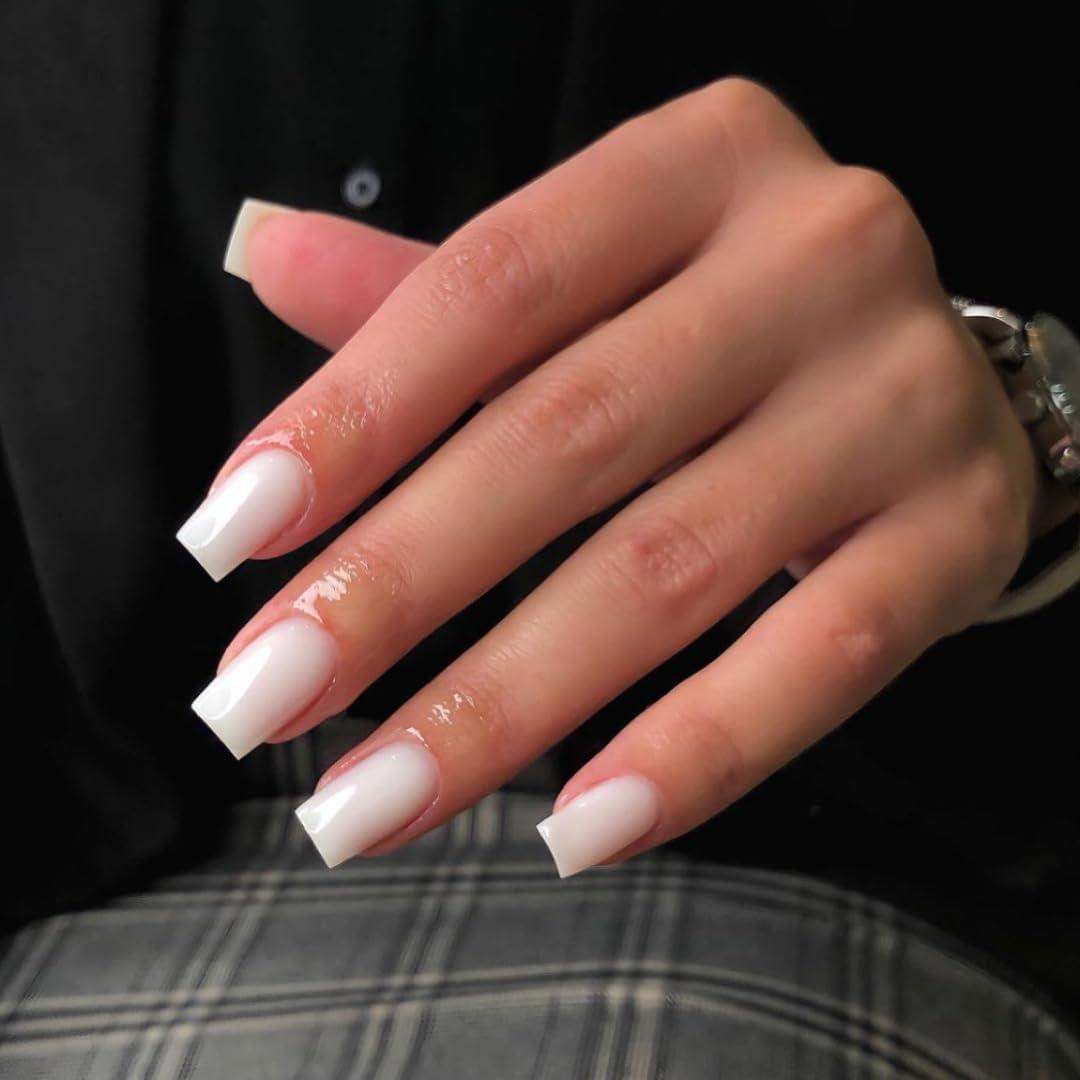 Welche Nagelform gefällt euch besser? (Mädchen, Frauen, Männer)