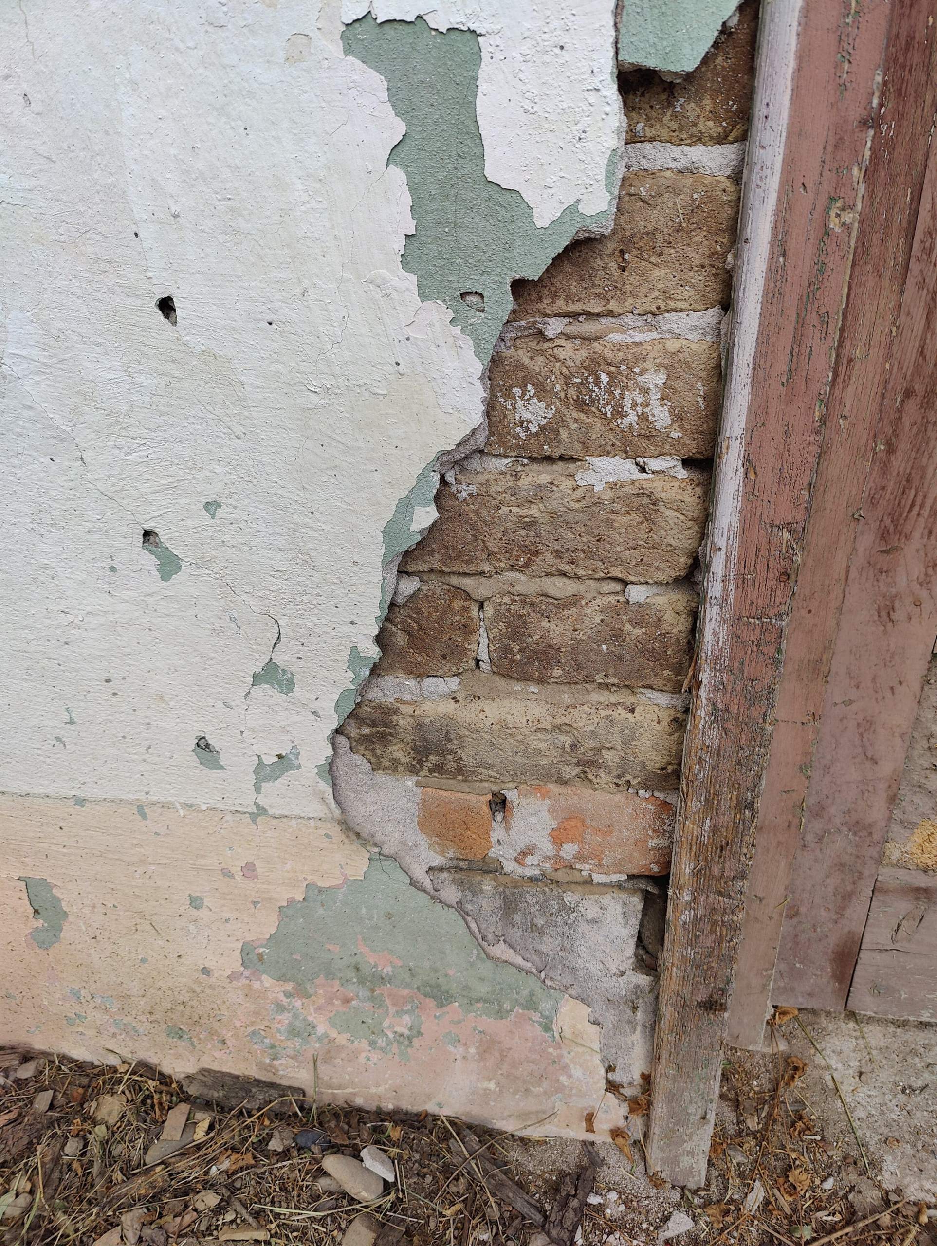 Welchen Putz sollte man für eine alte Außenfassade nehmen? (Handwerk ...