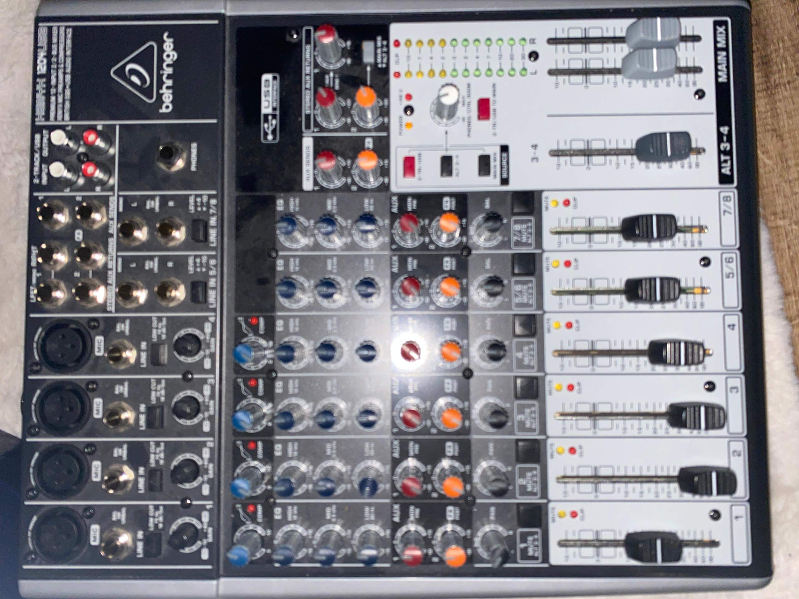 Welches Audio Interface für E Gitarre? (Kopfhörer, Sound, Mikrofon)