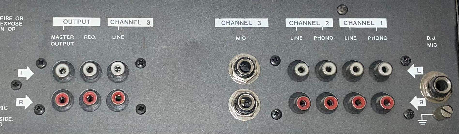 Welches Kabel/Adapter zur Verbindung zwischen Boxen und Mischpult ...