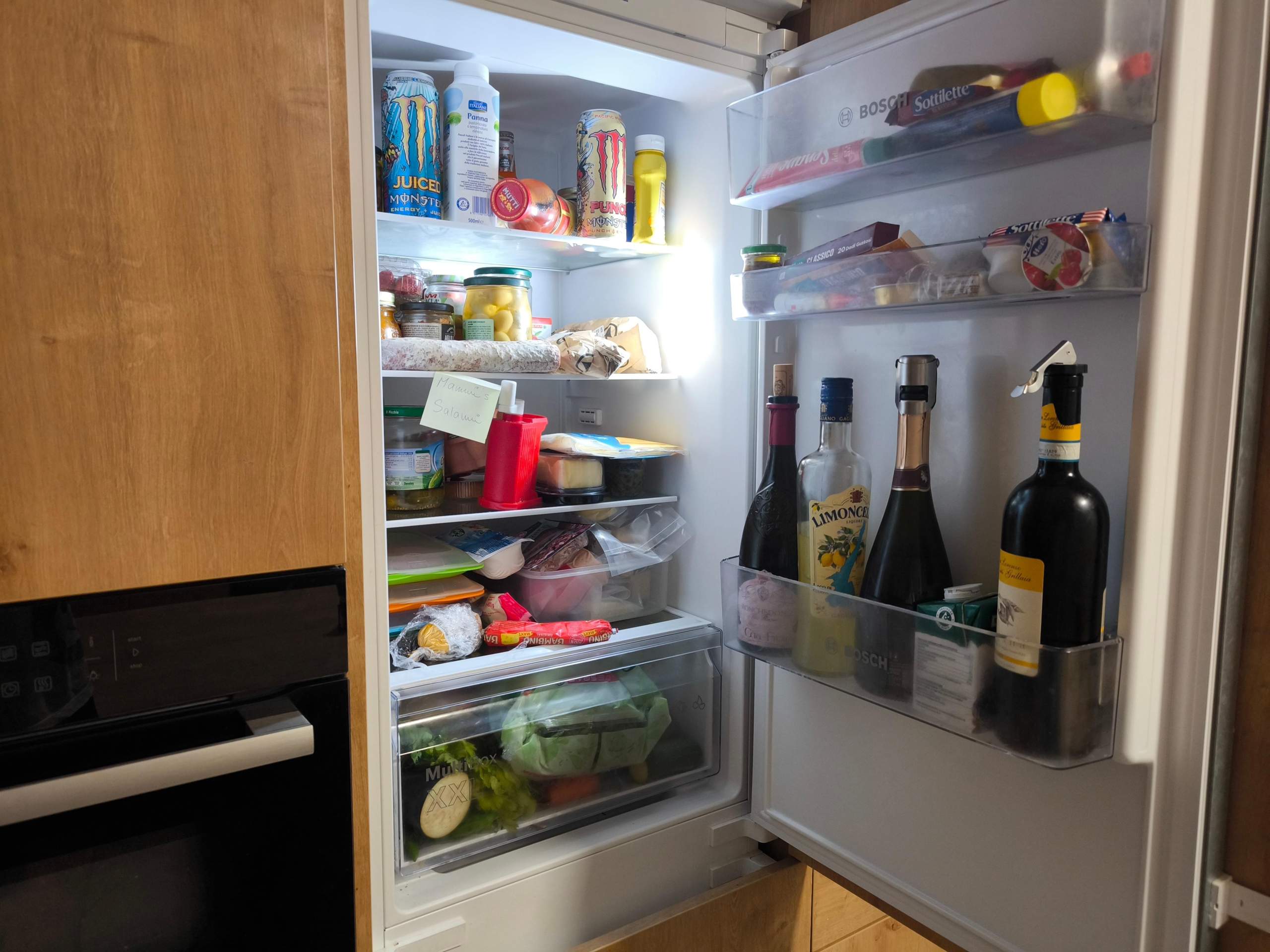 Wenn ihr diesen Kühlschrank also den Inhalt genau anschaut würdet ihr ...