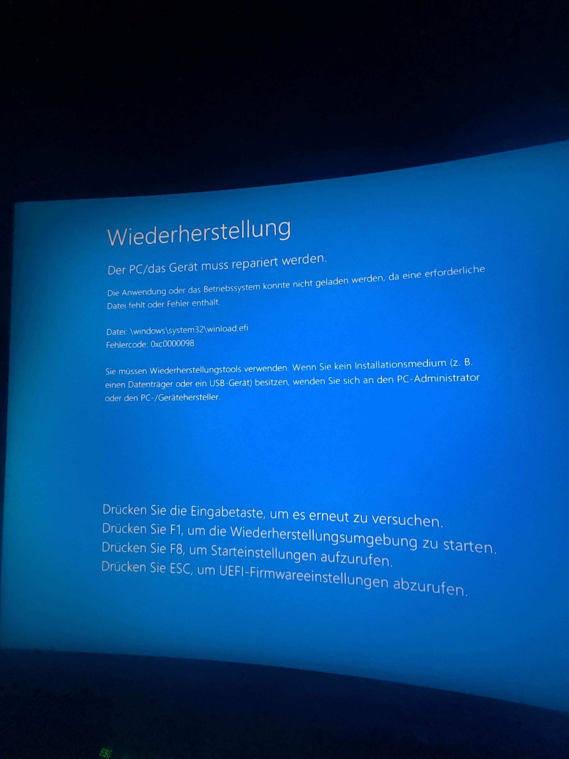 Wie behebe ich den windows 11 fehlercode 0xc0000098? (Bluescreen)