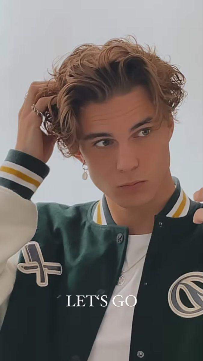 Wie bekomme ich diesen Mittelscheitel? (Männer, Jungs, Haare)
