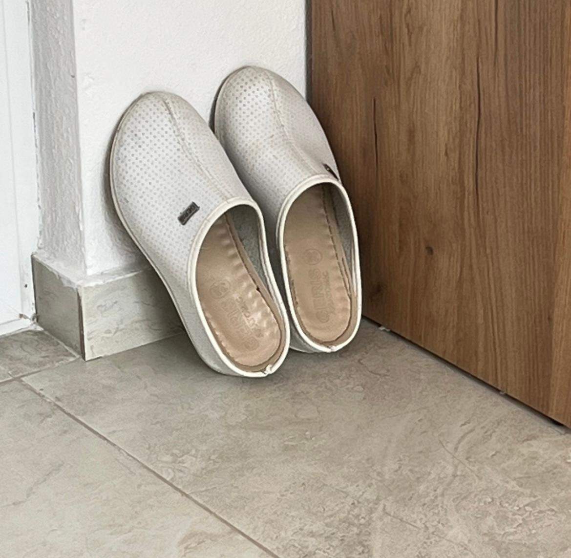 Wie findet ihr die ersten und zweiten Schuhe (Männer, Aussehen, Style)