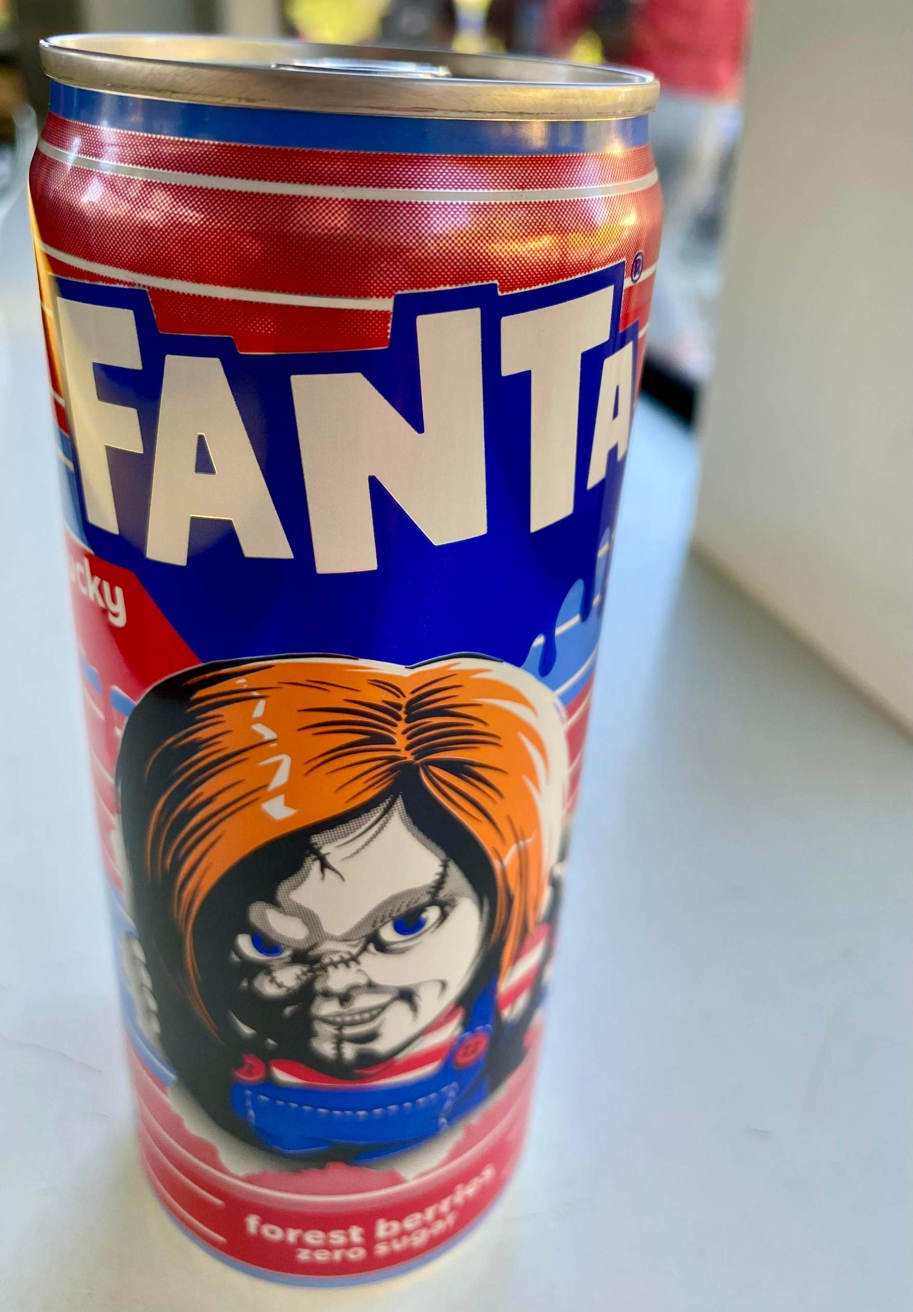 Wie findet ihr die neue Fanta Chucky? (Film, Horror, Getränke)