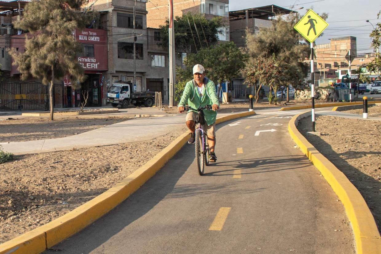 wie findet ihr diese fahrradwege in Peru? (Geld, Deutschland, Fahrradweg)