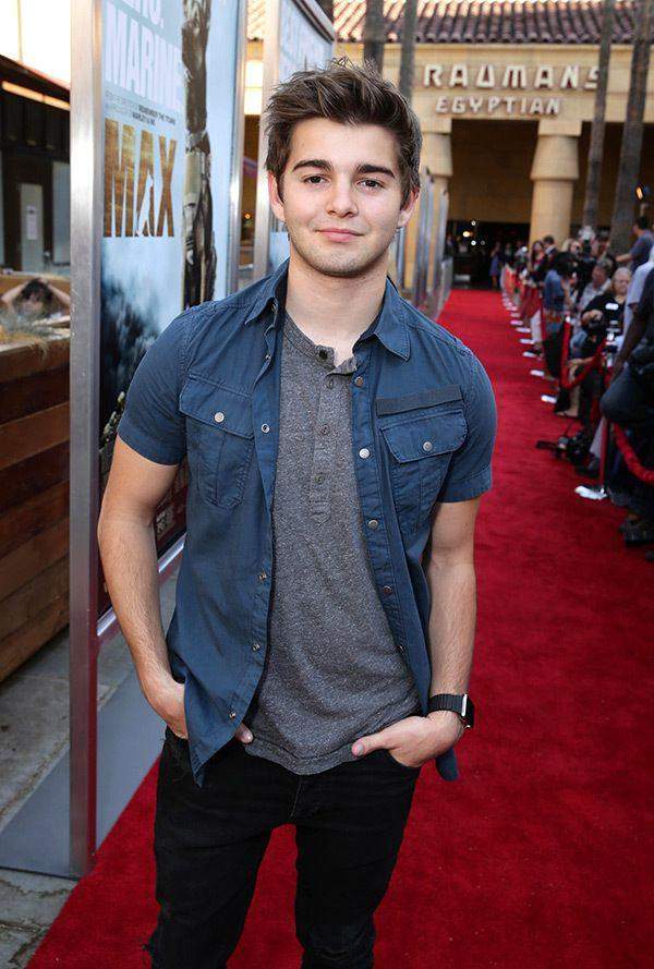 Wie findet ihr diese „Transformation“ von Jack Griffo aka Max ...