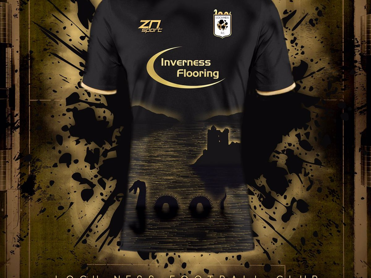 Wie findet ihr dieses Fußballtrikot (Loch Ness FC)? (Freizeit, Sport, Mode)
