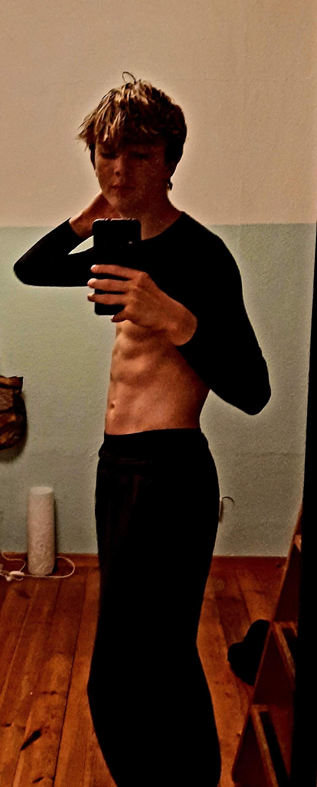 Wie findet ihr mein sixpack? (Körper)