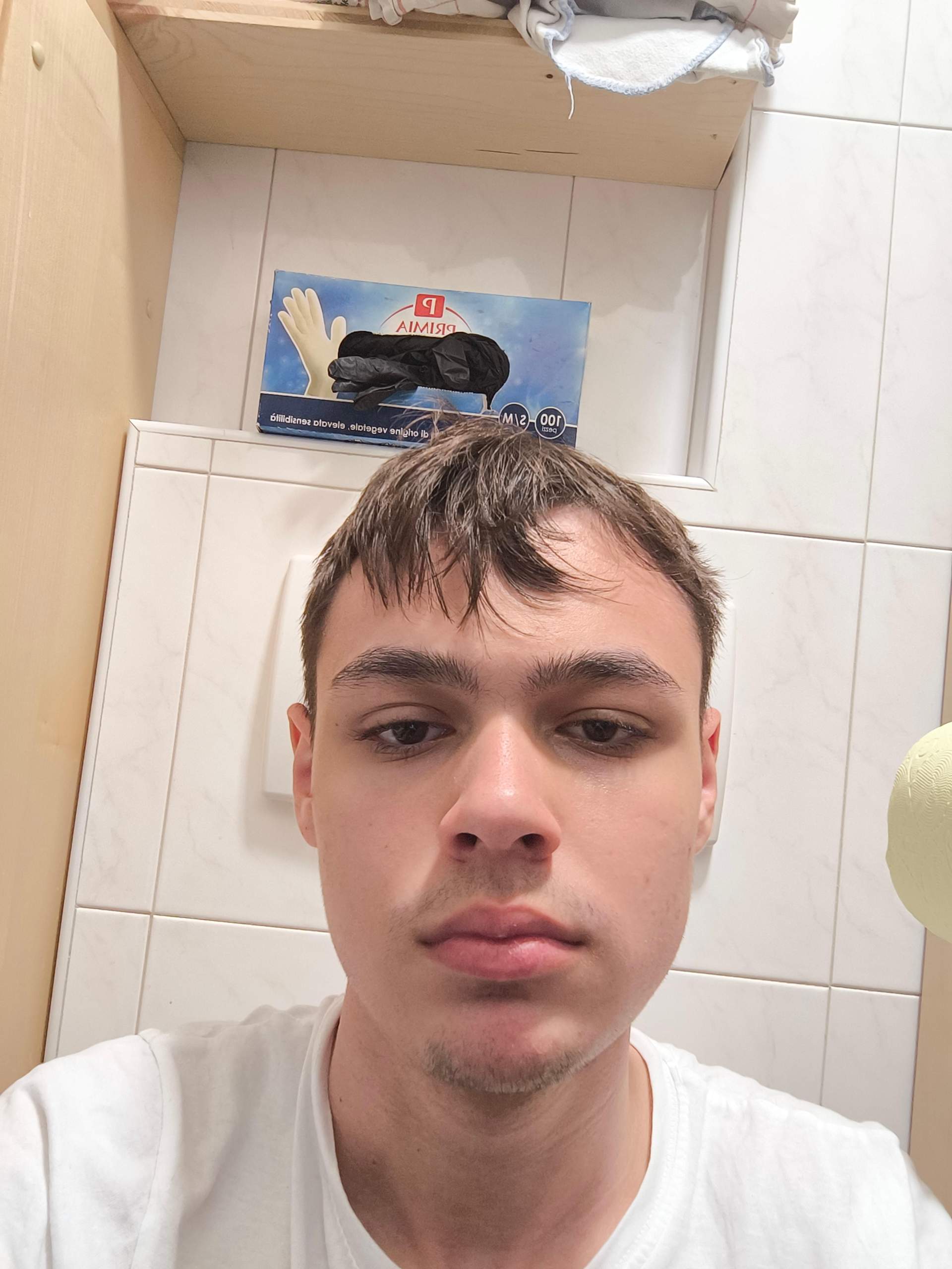 wie findet ihr sehe ich aus von 0-10 also 0 für ganz schlecht und 10 ...