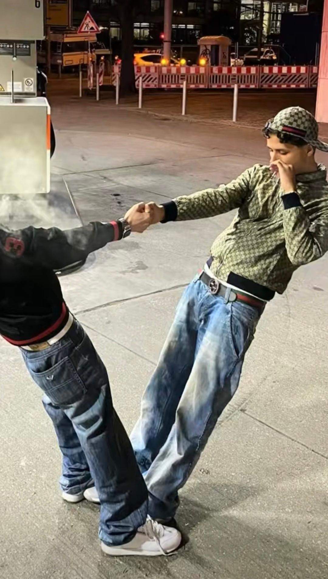 Wie findet ihr so ein style wie von dem rapper pashanim? (Körper ...