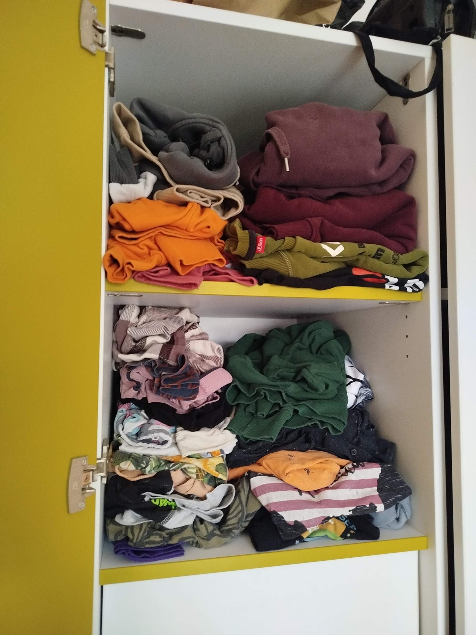 Wie habe ich die Sachen zusammengelegt? (Kleidung, Wäsche)